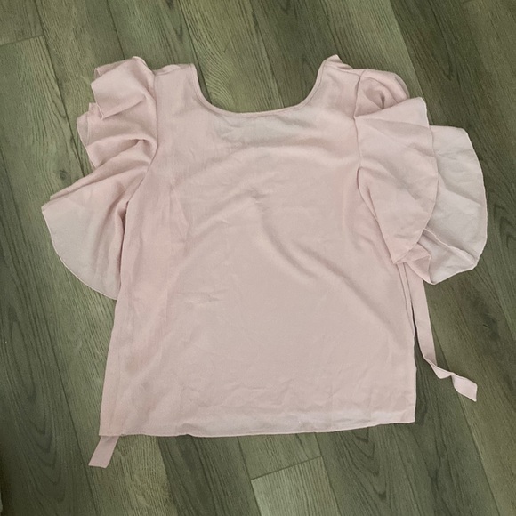 Tops | Very Cute Pink Top | Poshmark